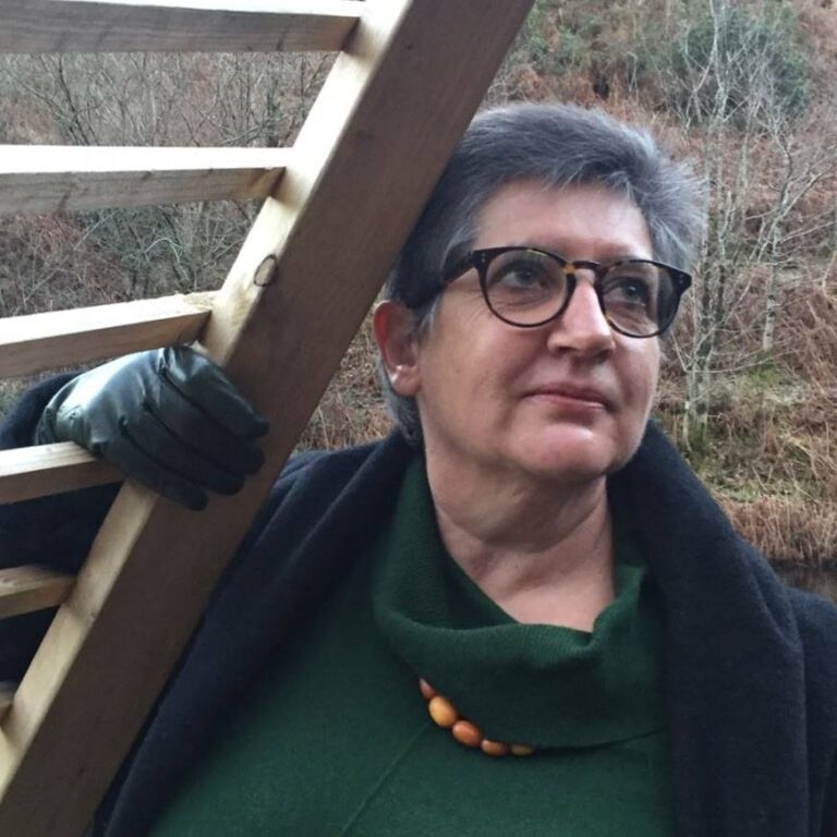 Mel Perry: la belleza salvará al mundo - La Libélula Vaga