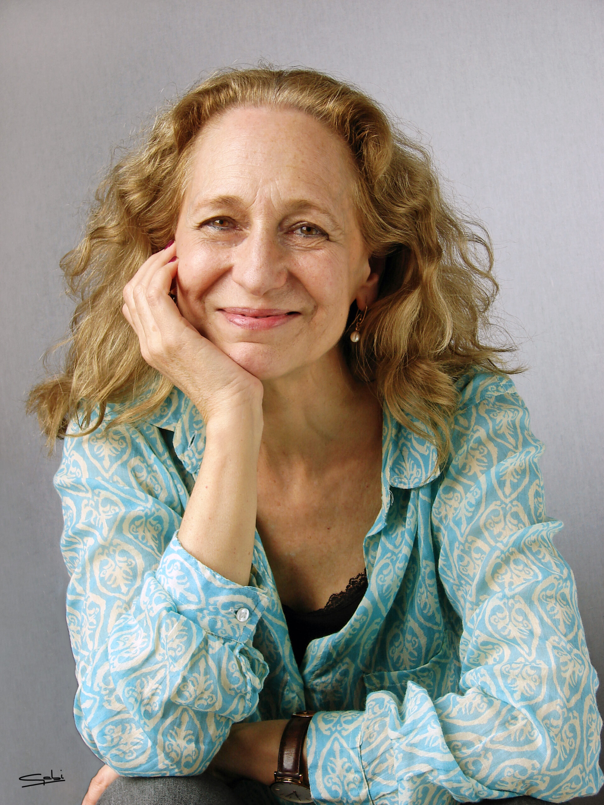 Rosa Creixell: y giraré hacia ti manchada de polen - La Libélula Vaga