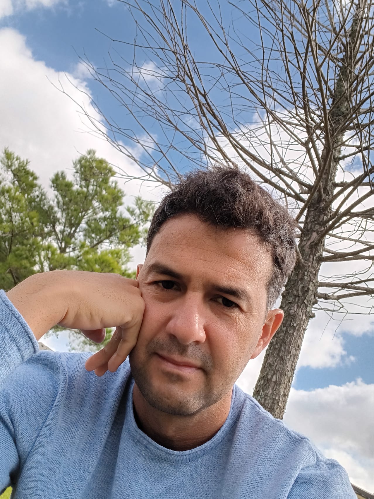 Ediel Pérez Noguera: las luces que se hunden más allá del faro - La ...