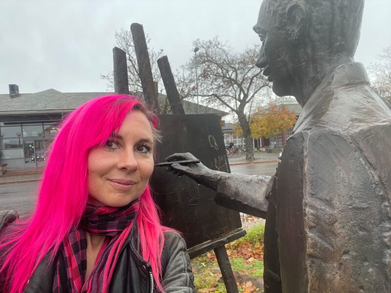 Louise Halvardsson: pintar el mundo entero durante tus horas extras ...